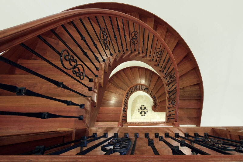 Anatomy of a Staircase: Understanding Common Staircase Components ...